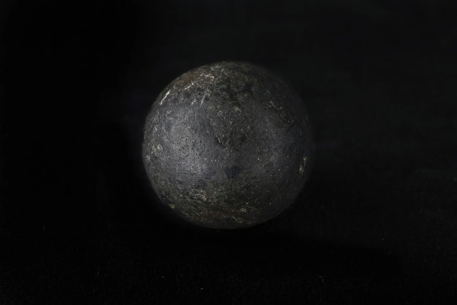 ‘Zihnin ağaçları kara, ışığı mavi’