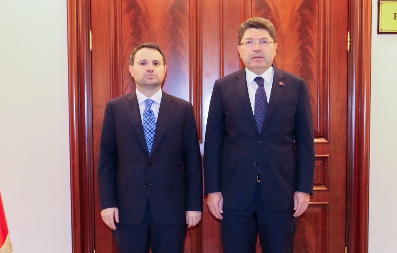 CHP’den Adalet Bakanı Tunç’a ‘Akın Gürlek’ tepkisi: Git o lafları ...