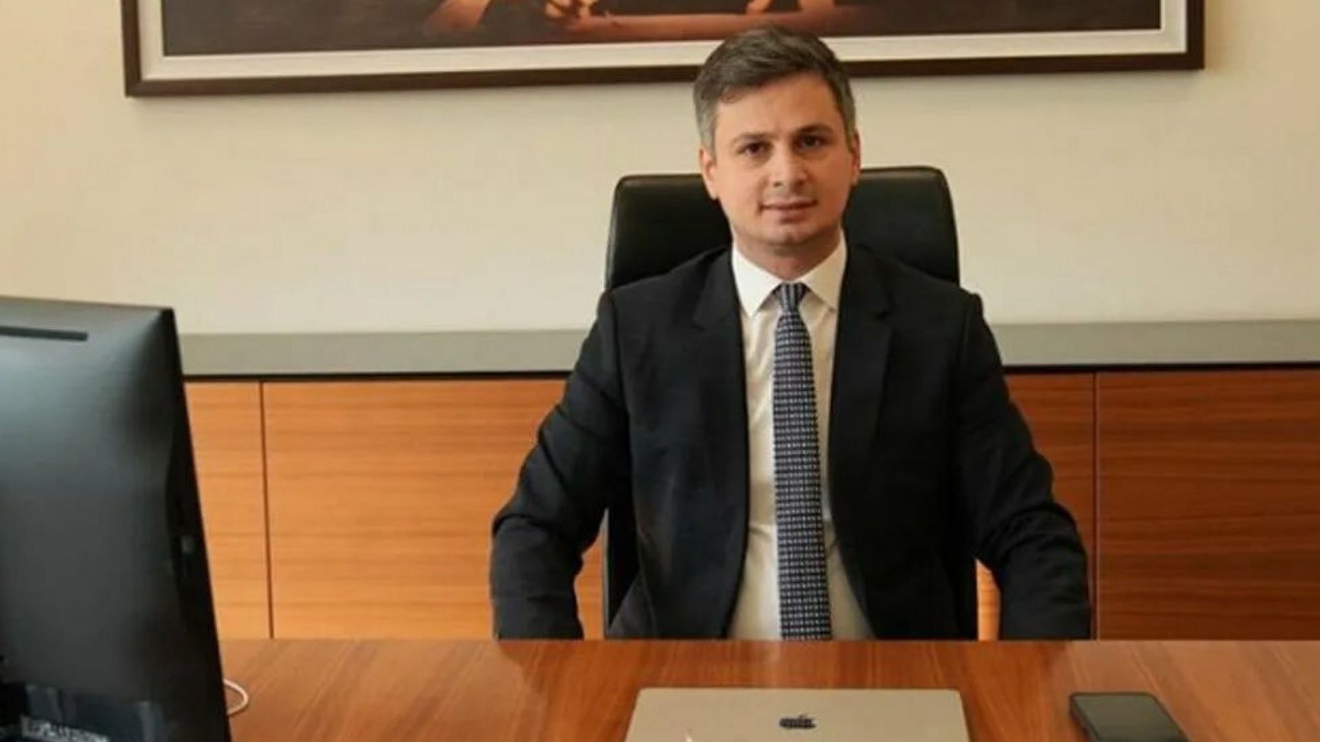 Saray kovdu, SETA sildi: Uyuşturucu ve fuhuş operasyonunda adı geçen ...