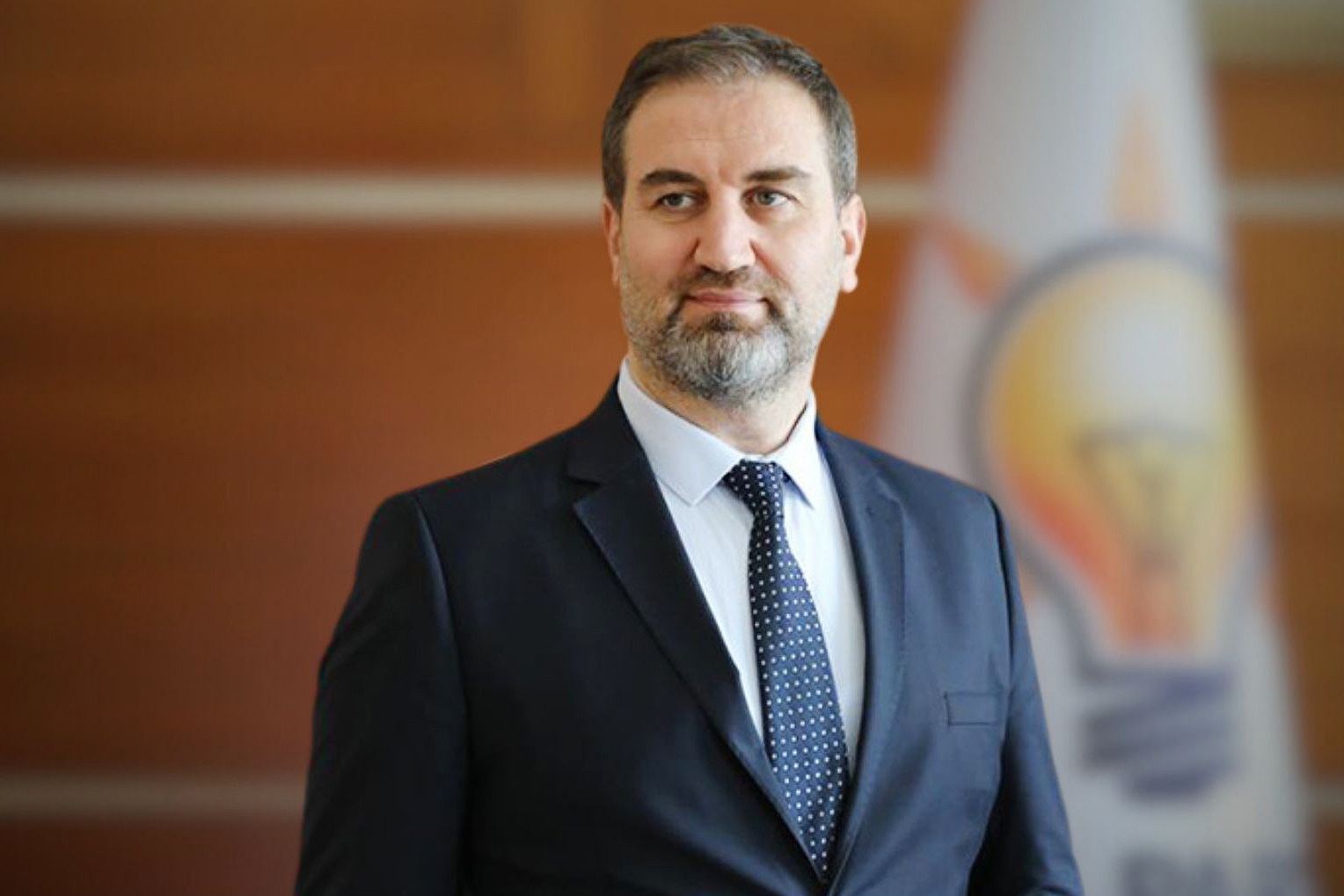 AKP'li Mustafa Şen'in kızına "sınır ötesi" ballı atama - Velev